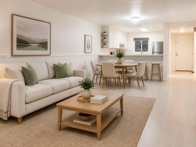2500 th Pl S Apt C203, Kent, WA 98030