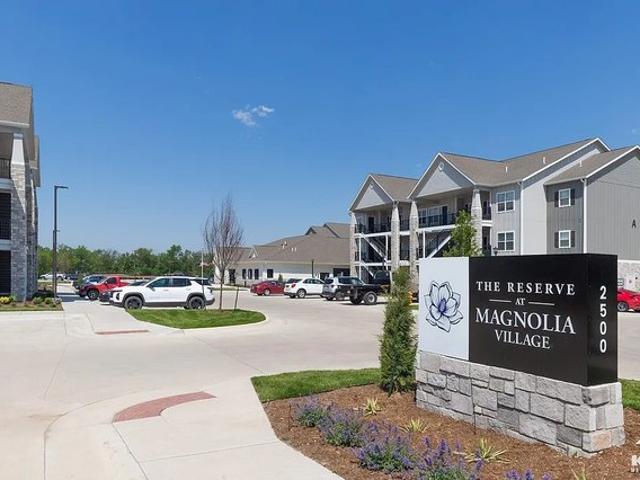 2500 Virginia Dr, Salina, KS 67401