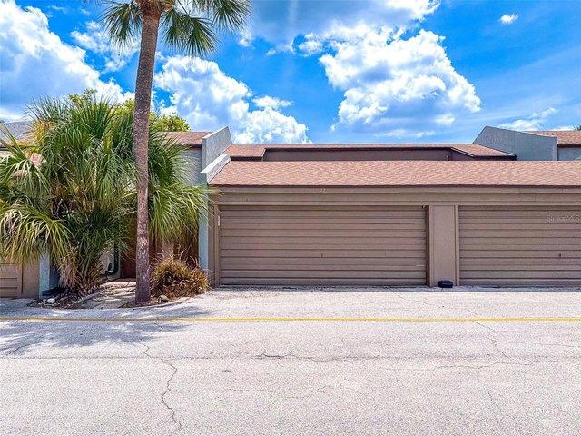 2500 21st St NW Apt 22, Winter Haven, FL 33881