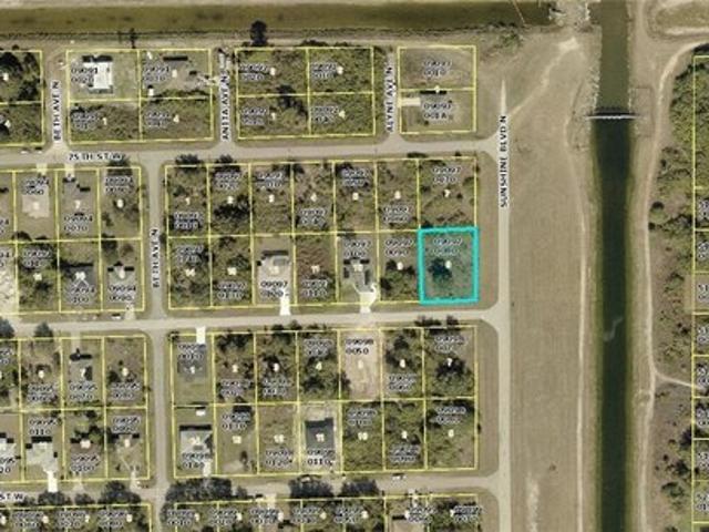 2500 74th St W, Lehigh Acres, FL 33971