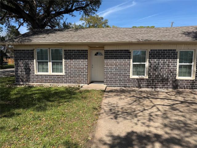 2501 Maple St, Liberty, TX 77575 | MLS #69389 | Compass