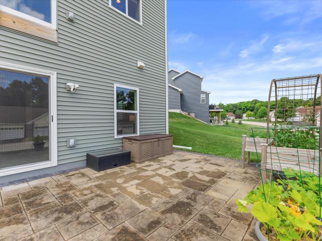 2501 Marie Cir
