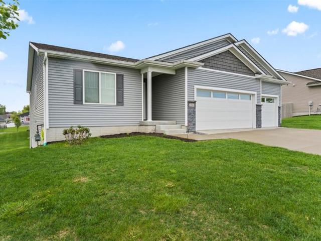 2501 N 7th Avenue Pl E, Newton, IA 50208