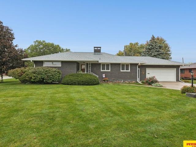 2501 N Birdie Ave, Fremont, NE 68025