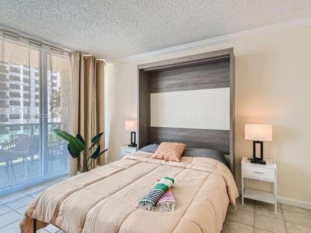 2501 Ocean Dr S #304 Available Sept, Hollywood, FL 33019