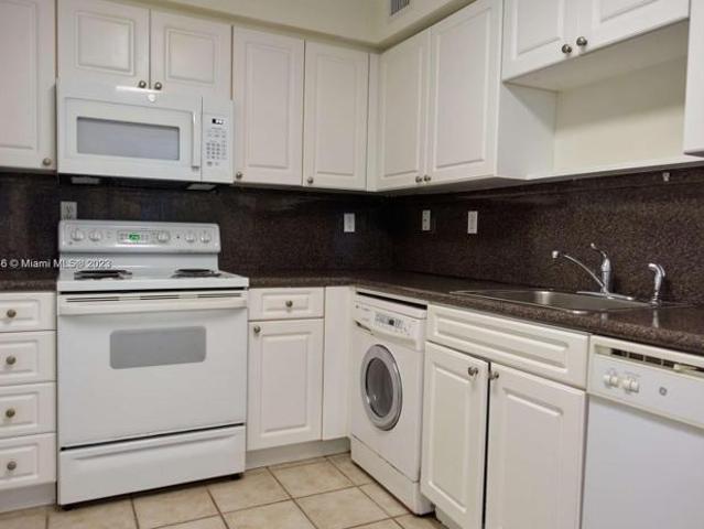 2501 Ocean Dr S #928, Hollywood, FL 33019