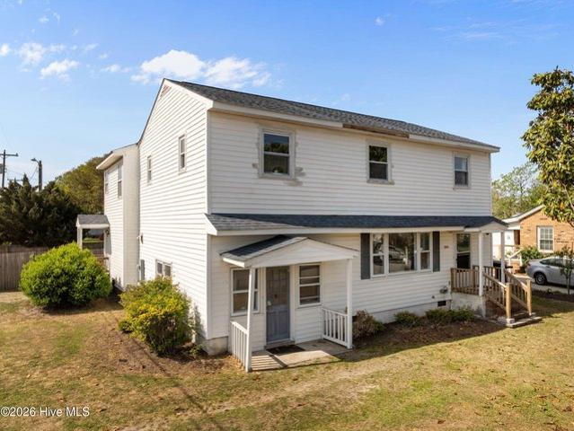 2501 Avery St, Morehead City, NC 28557