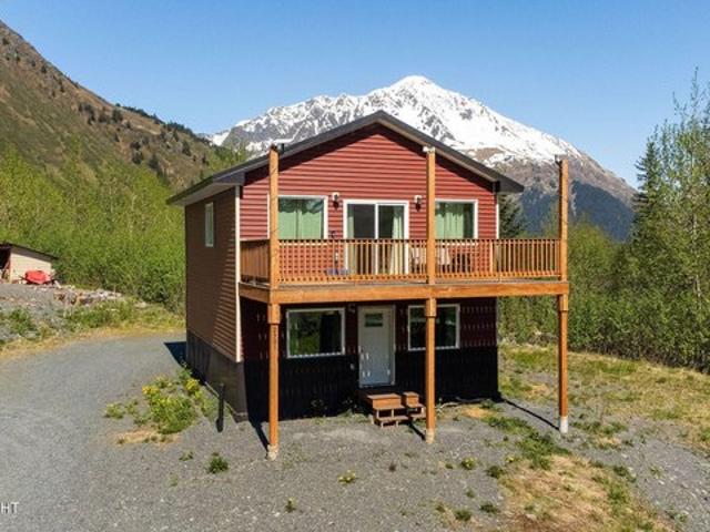 2501 Afognak Ave, Seward, AK 99664