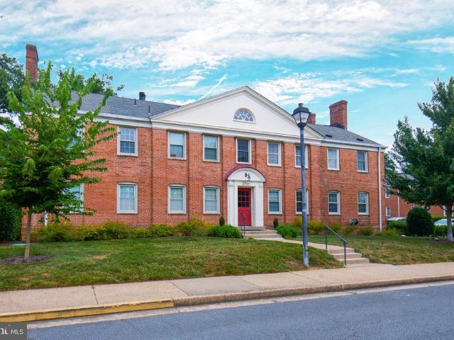 2501 Arlington Boulevard # 2