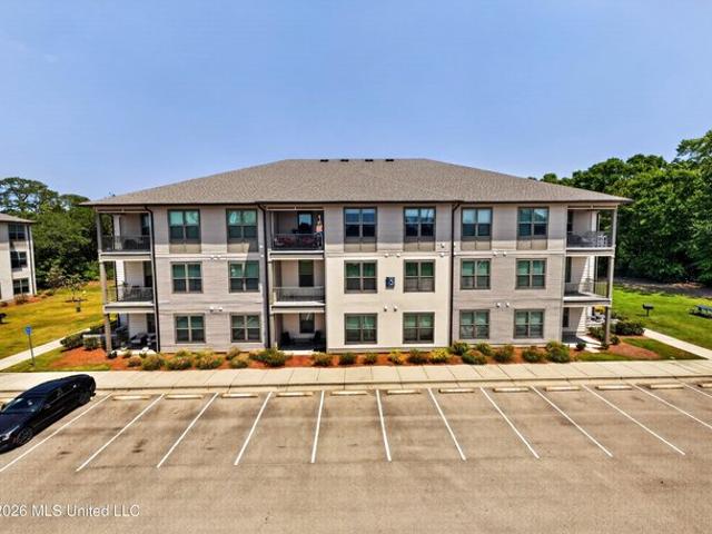 2501 Bienville Blvd Apt 523, Ocean Springs, MS 39564