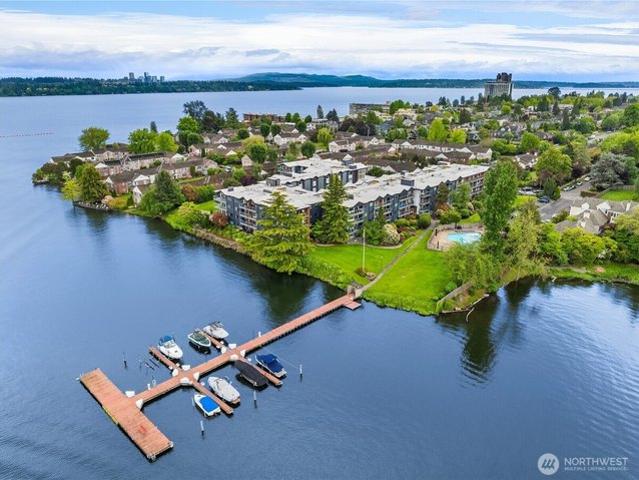 2501 Canterbury Ln E Apt 322, Seattle, WA 98112