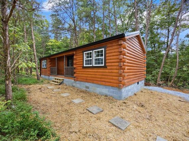 2501 Chestnut Grove Rd, Columbia, KY 42728