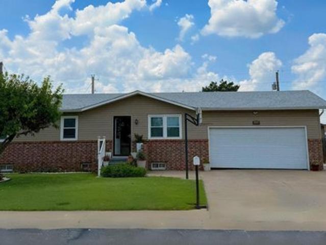 2501 Donald Dr, Hays, KS 67601