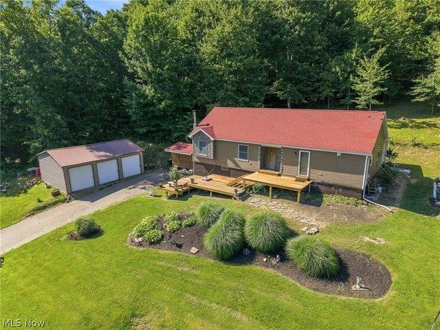 2501 Downing St SW, East Sparta, OH 44626
