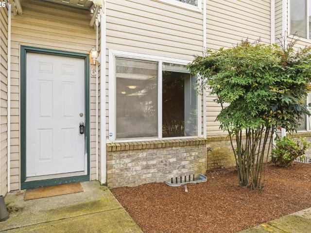 2501 E 2ND ST # 6