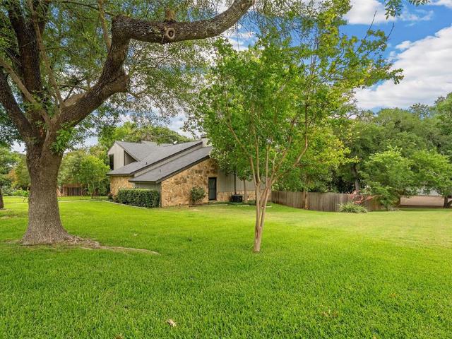 2501 Eldridge Lane