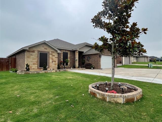 2501 Elk Creek Street