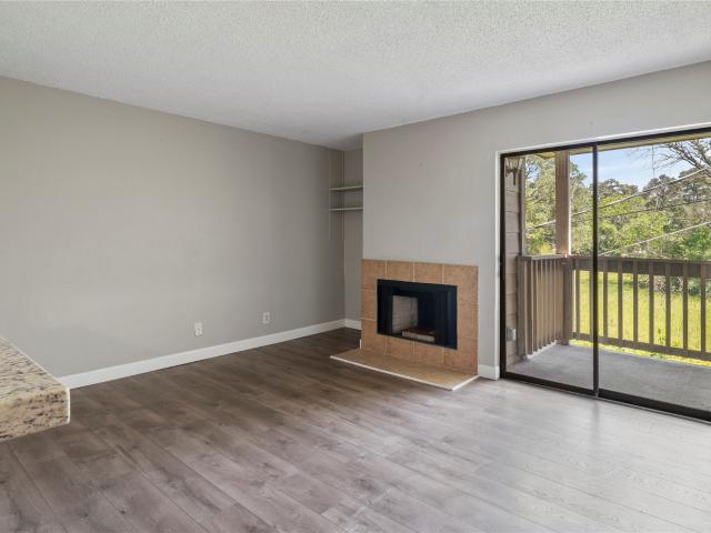 2501 Gulf Freeway