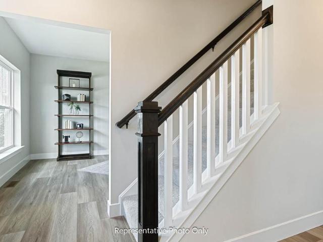 2501 Hawthorne Drive