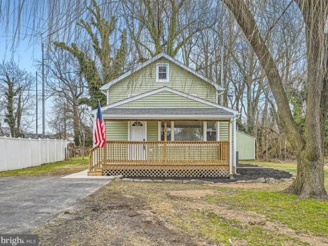 2501 Lakeview Ave, Sparrows Point, MD 21219