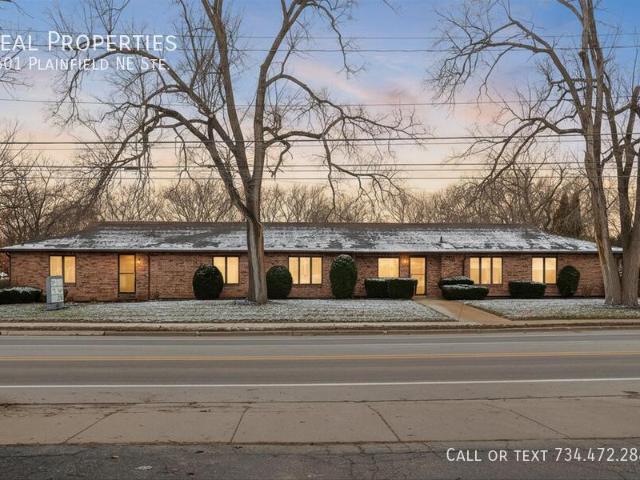 2501 Plainfield NE Ste 1 full bath