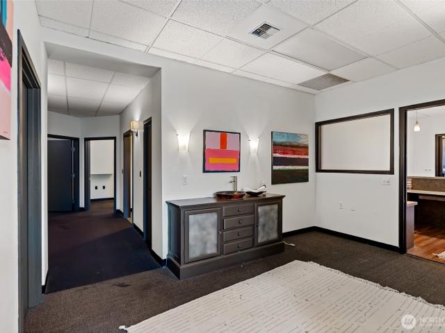 2501 Racquet Lane # 101