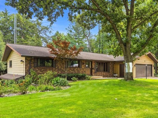 2501 Sunrise Ln, Burlington, IA 52601