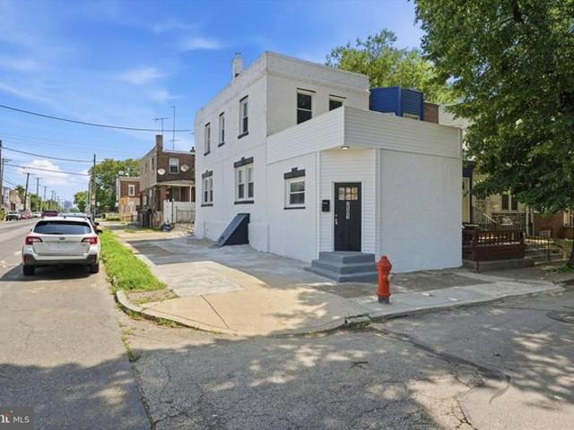 2501 S Dewey St, Philadelphia, PA 19142
