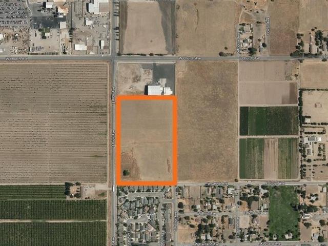 2501 S Fruit Ave, Fresno, CA 93706