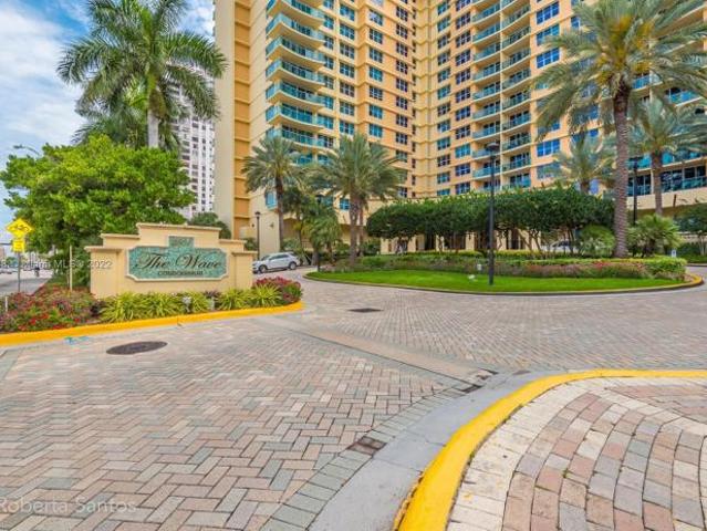 2501 S Ocean Dr #PH30 Hollywood, FL 33019