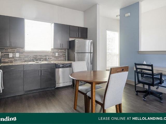 2501 S. University Parks Dr. 2 Bedroom Apartment for Rent at 2501 S University Parks Dr, Waco, TX 76706 Oakwood