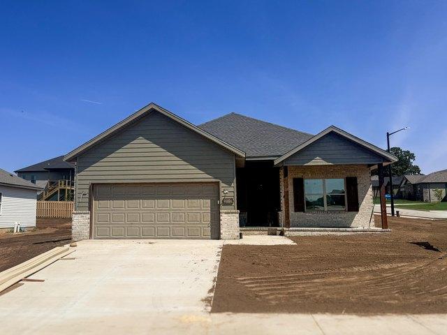 2501 W Fisherman Dr, Ozark, MO 65721