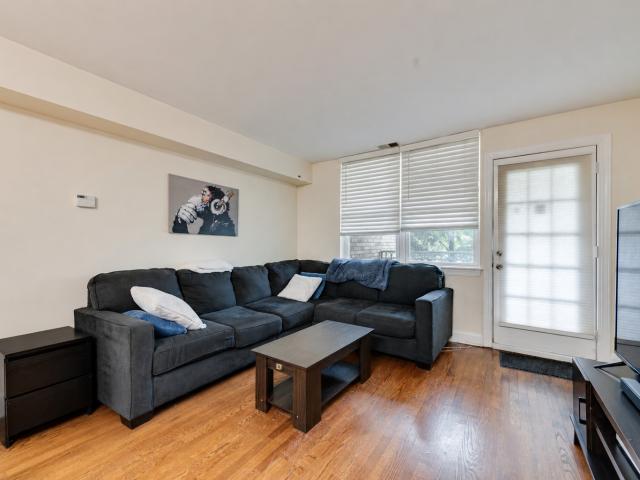 2501 W Touhy Avenue # 203