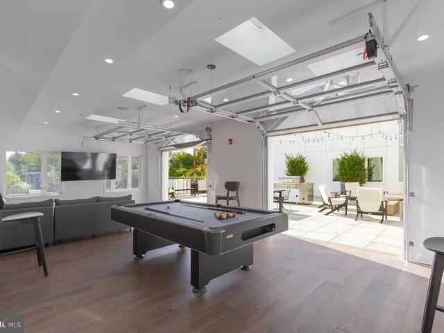 2501 Washington Avenue # 1B 408