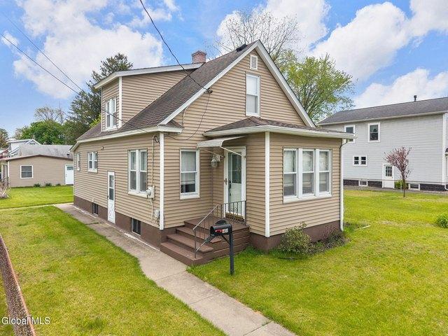 2501 1st Ave, Schenectady, NY 12303