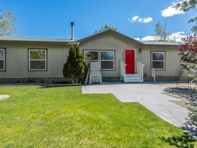 25020 Highway 6, Benton, CA 93514