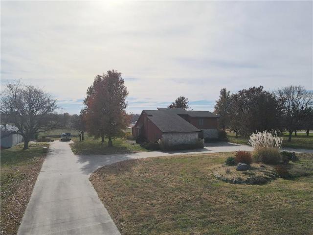 25020 NE 1850th Rd, Garnett, KS 66032 | MLS #2585