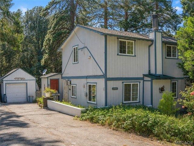 25027 Moon Dr, Crestline, CA 92325