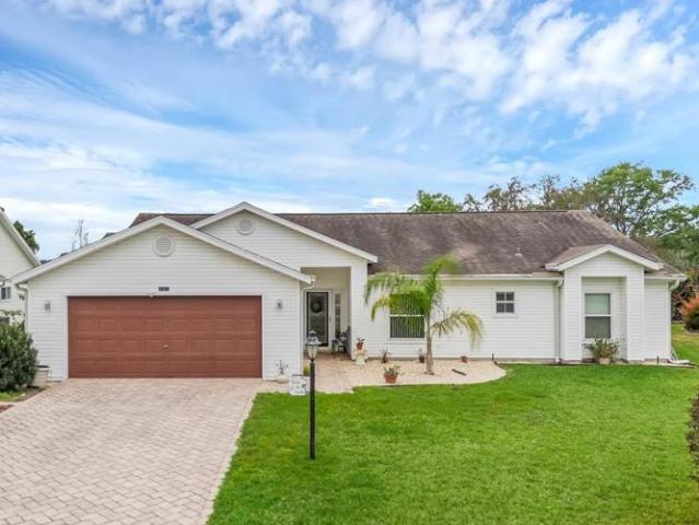 25029 Riverwalk Dr, Leesburg, FL 34748