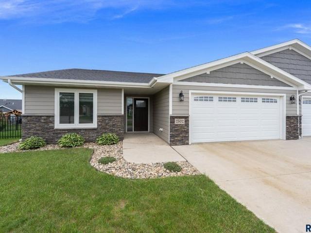 2502 N Lammers Ct, Tea, SD 57064