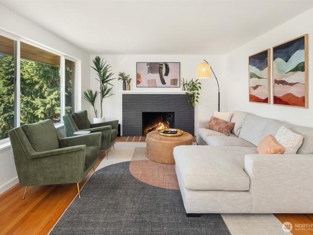 2502 NE 68th Street