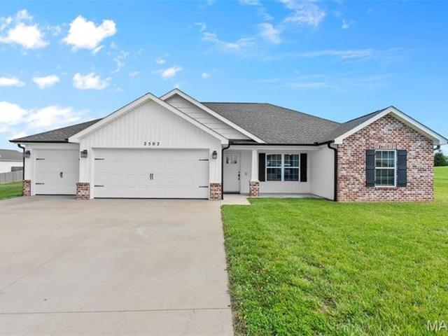 2502 Oak St, Jackson, MO 63755