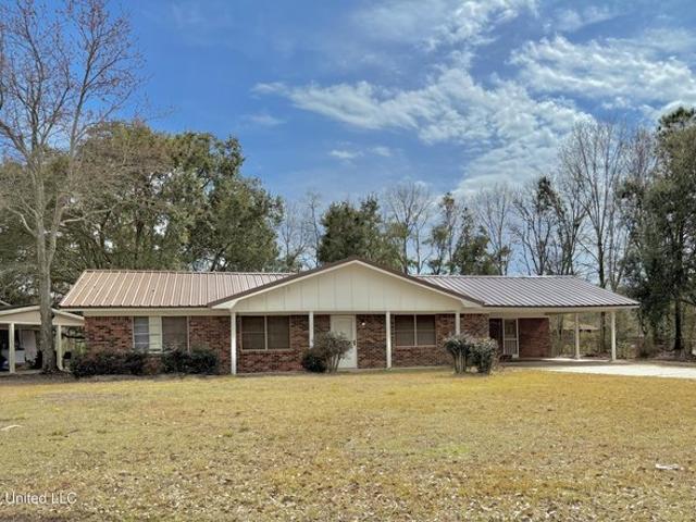 2502 Halsel St, Gulfport, MS 39503
