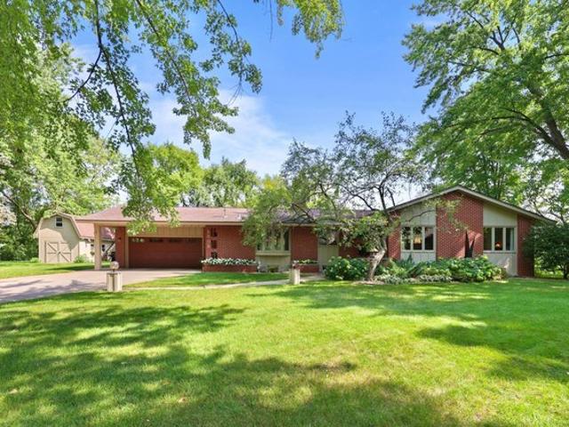 2502 Island View Dr, Saint Cloud, MN 56301