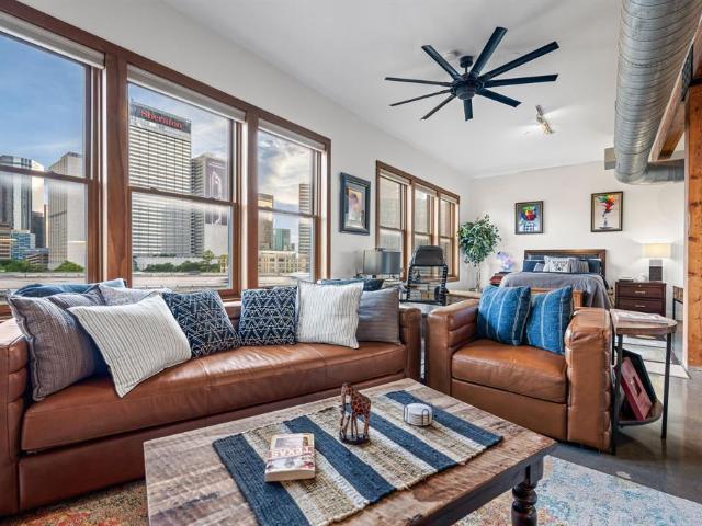 2502 Live Oak St, Unit 332, Dallas, TX 75204 | MLS #20908