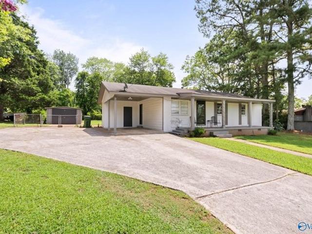 2502 Shady Lane Dr NW, Huntsville, AL 35810