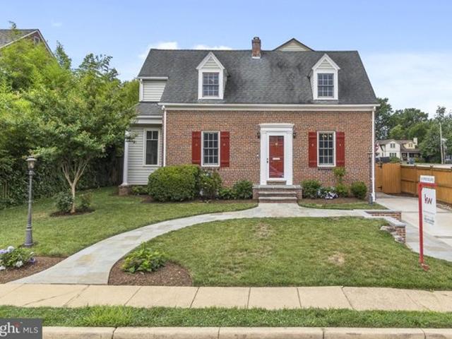 2502 Taylor Ave, Alexandria, VA 22302
