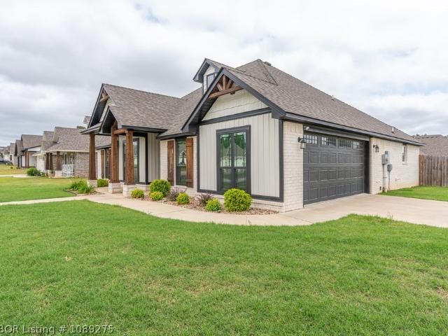 2502 Thistle Street