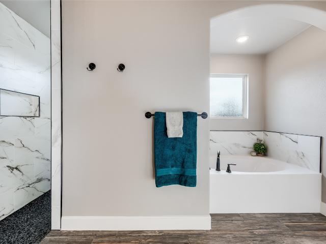 2502 Truman Dr, Lago Vista, TX 78645 | MLS #7365