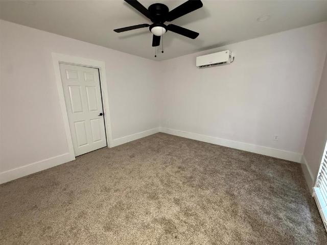 2502 W Lovers Lane